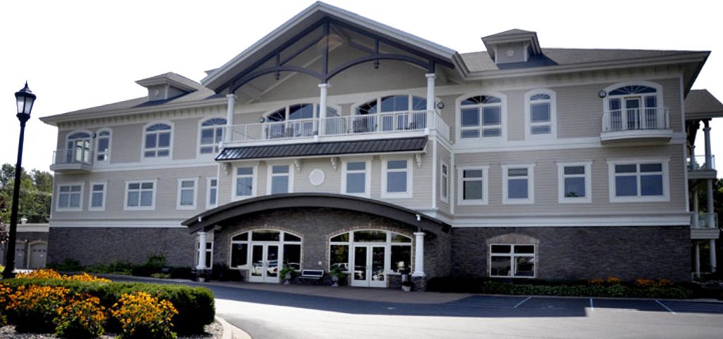 Riverwalk Place - Dining, Shopping, Hotel & Spa - Gladwin, Michigan