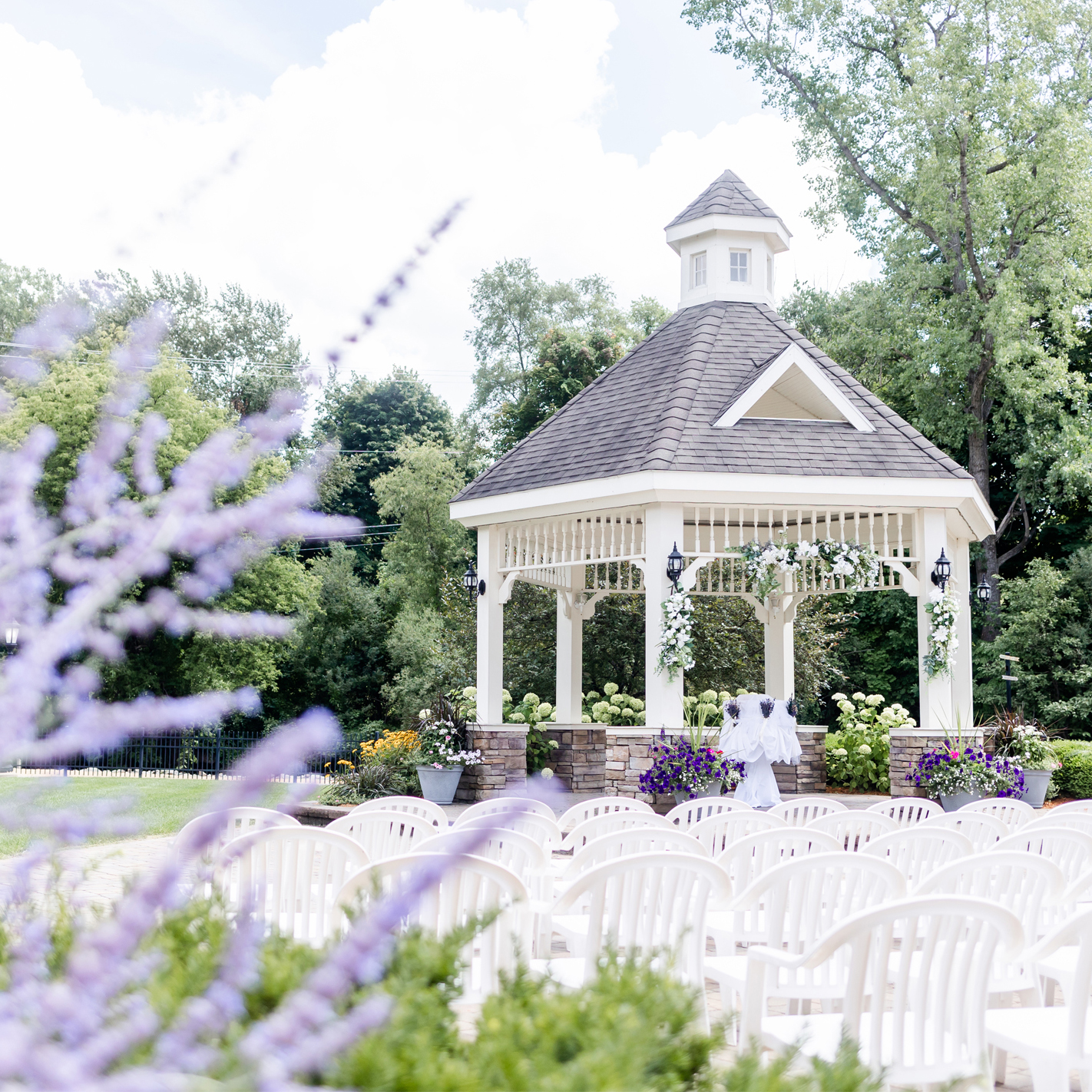 Gazebo - Riverwalk Place Resort & Spa